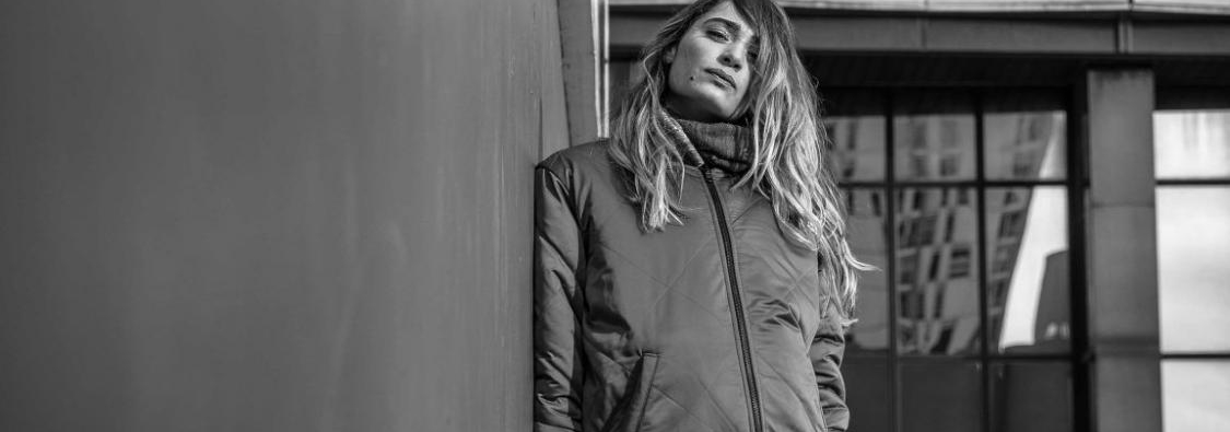 Le métier passionnant de la chanteuse June The Girl - Casting.fr