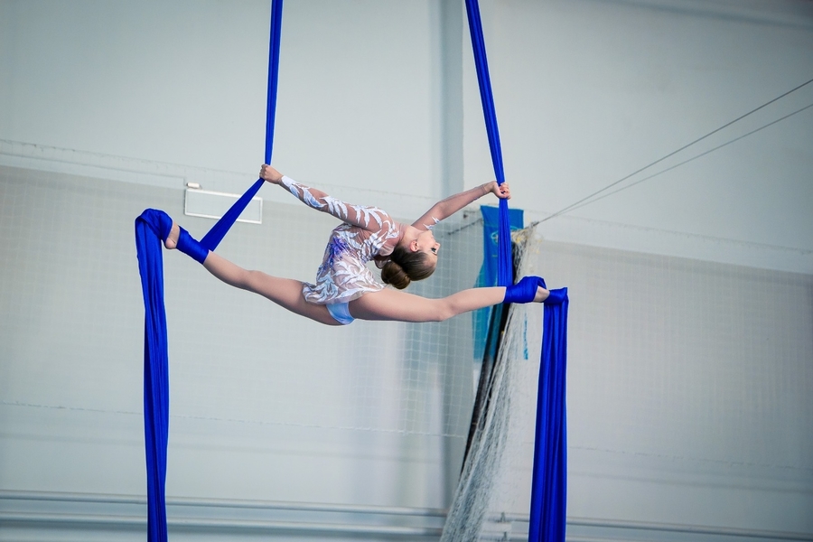 Vous rêvez de devenir acrobate aérienne ? Vesta Borovskaya, membre VIP sur Casting.fr vous donne ...